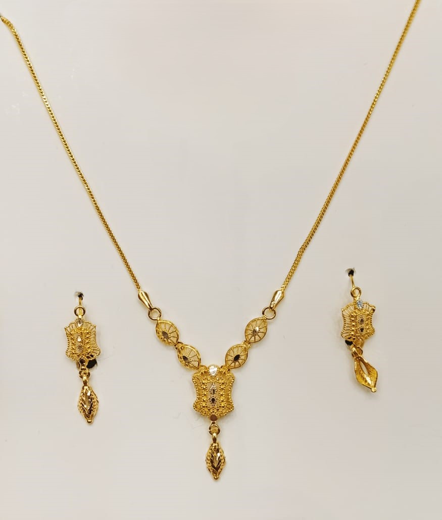 Modern Gold Chain Mala Set Designs - Carat Vogue