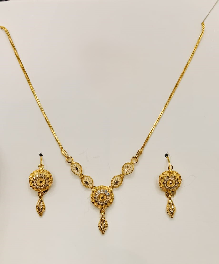 Modern Gold Chain Mala Set Designs - Carat Vogue