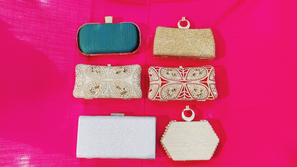 Buy Bridal Clutches & Fancy Purses Online in Pakistan - Carat Vogue