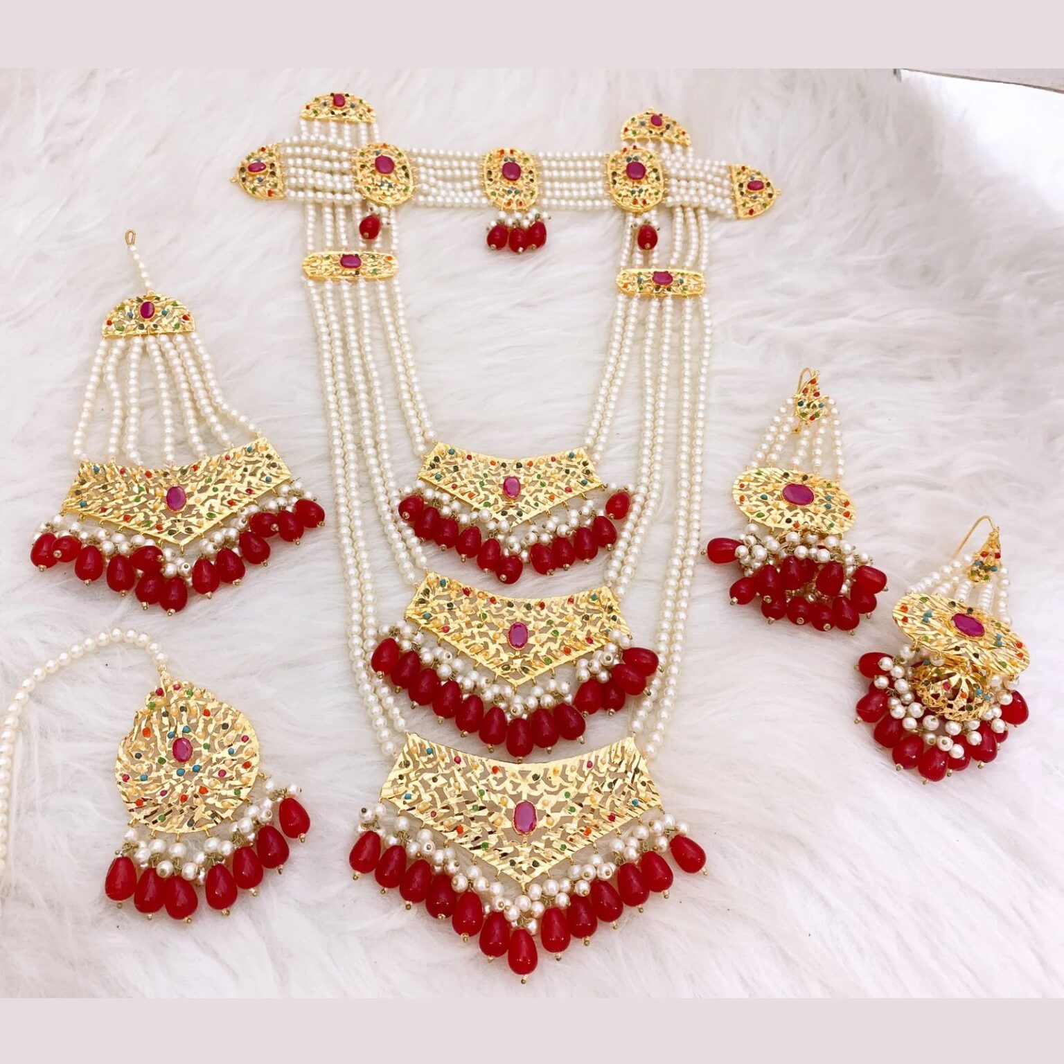 Nauratan Red Pearl Bridal Jewellery Set - Carat Vogue