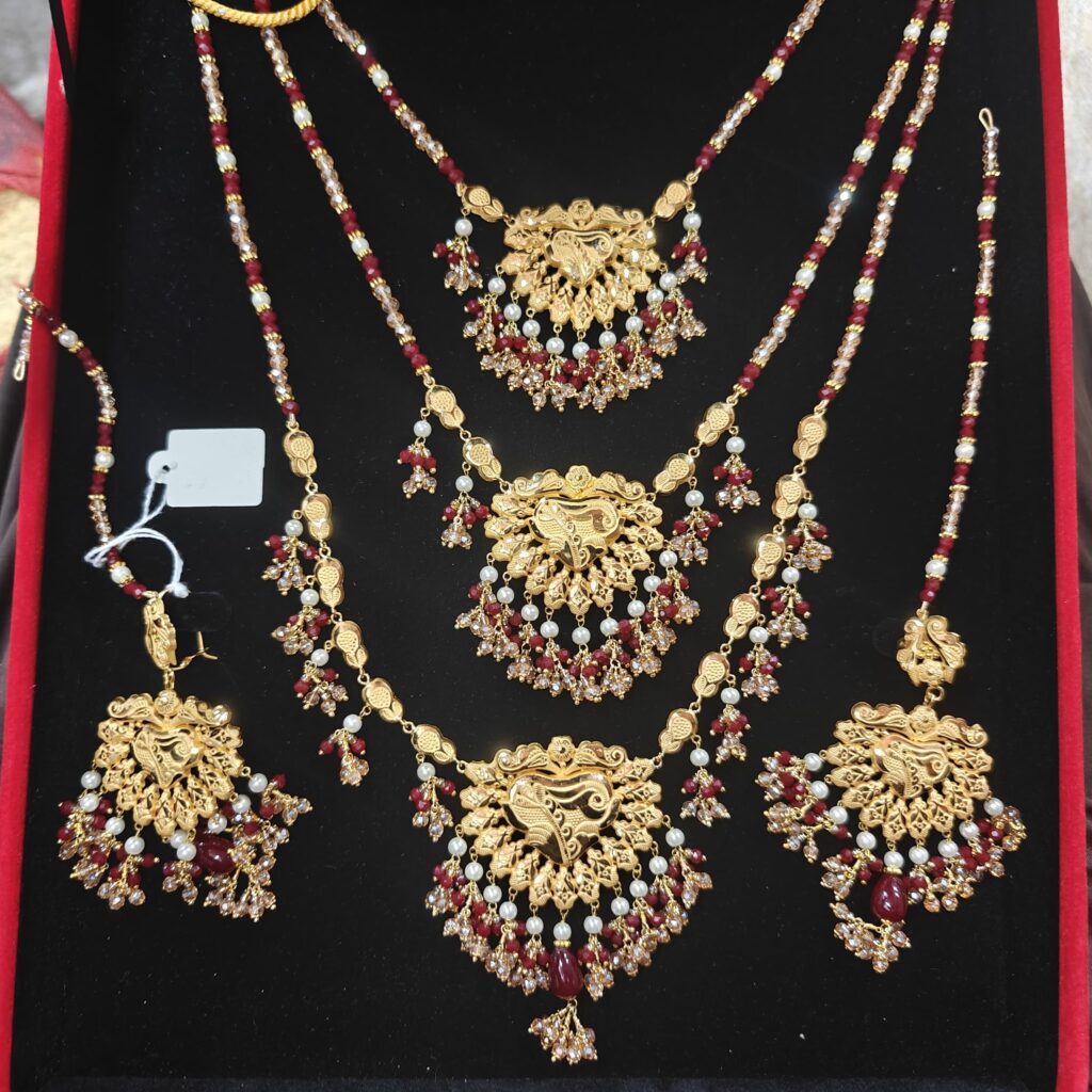Triple Layered 21K Gold Rani Haar Bridal Set (2 Tola) - Carat Vogue
